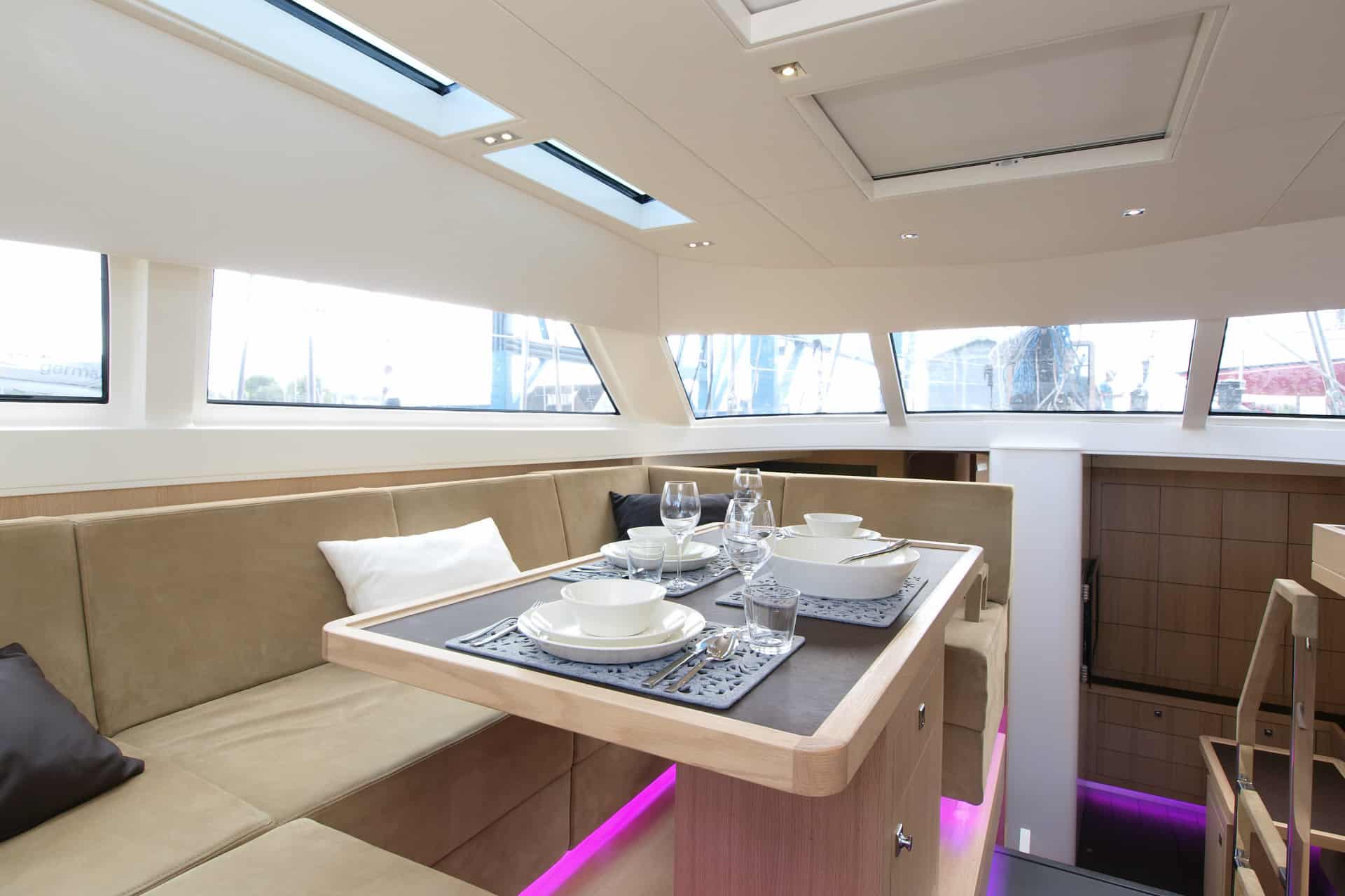 Axonite Yacht - Guido de Groot